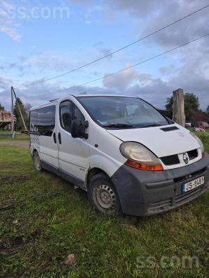 White Renault Trafic 2002 in Ogre, with an engine capacity of 1.90 L and mileage of 446 thousand km for 800 €, photo  on AUTOMOTO.COM.LV