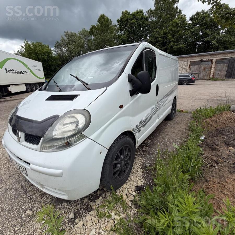 Balts Renault Trafic 2002 Rēzekne, ar dzinēja tilpumu 1.90 L un nobraukumu 363 tūkst. km par 1500 €, foto 4 vietnē AUTOMOTO.COM.LV