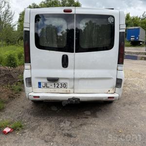 Balts Renault Trafic 2002 Rēzekne, ar dzinēja tilpumu 1.90 L un nobraukumu 363 tūkst. km par 1500 €, foto 5 vietnē AUTOMOTO.COM.LV