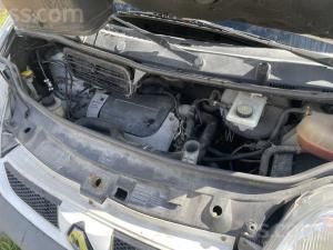 White Renault Trafic 2002 in Talsi, with an engine capacity of 1.90 L and mileage of 237 thousand km for 3000 €, photo 9 on AUTOMOTO.COM.LV