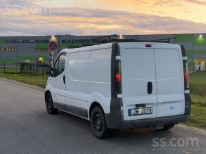 White Renault Trafic 2002 in Riga, with an engine capacity of 1.90 L and mileage of 301 thousand km for 2300 €, photo 5 on AUTOMOTO.COM.LV