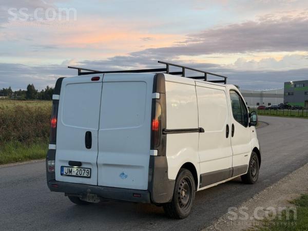 Рено Трафик 2002 в Рига на AUTOMOTO.COM.LV Белый Рено Трафик 2002 в Рига, объемом двигателя 1.90 л и пробегом 301 тыс. км за 2300 €, фото 6 на AUTOMOTO.COM.LV