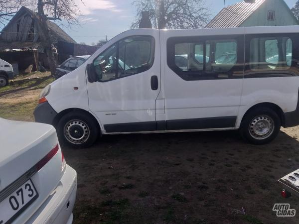 White Renault Trafic 2003 in Vilnius, with an engine capacity of 1.90 L and mileage of 395 thousand km for 2300 €, photo 1 on AUTOMOTO.COM.LV