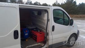 White Renault Trafic 2004 in Liepaja, with an engine capacity of 1.90 L and mileage of 377 thousand km for 2800 €, photo 3 on AUTOMOTO.COM.LV
