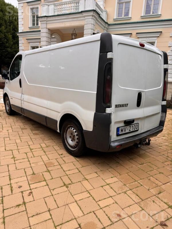 White Renault Trafic 2004 in Riga, with an engine capacity of 1.90 L and mileage of 285 thousand km for 1859 €, photo 7 on AUTOMOTO.COM.LV