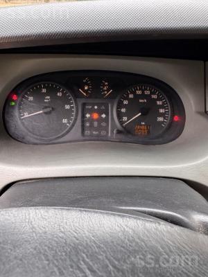 Balts Renault Trafic 2004 Rīga, ar dzinēja tilpumu 1.90 L un nobraukumu 285 tūkst. km par 1859 €, foto 14 vietnē AUTOMOTO.COM.LV