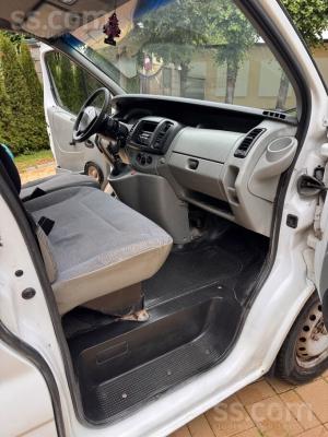 Balts Renault Trafic 2004 Rīga, ar dzinēja tilpumu 1.90 L un nobraukumu 285 tūkst. km par 1859 €, foto 15 vietnē AUTOMOTO.COM.LV