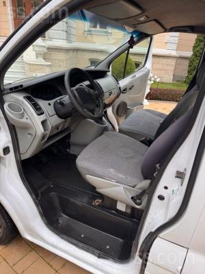 Balts Renault Trafic 2004 Rīga, ar dzinēja tilpumu 1.90 L un nobraukumu 285 tūkst. km par 1859 €, foto 16 vietnē AUTOMOTO.COM.LV