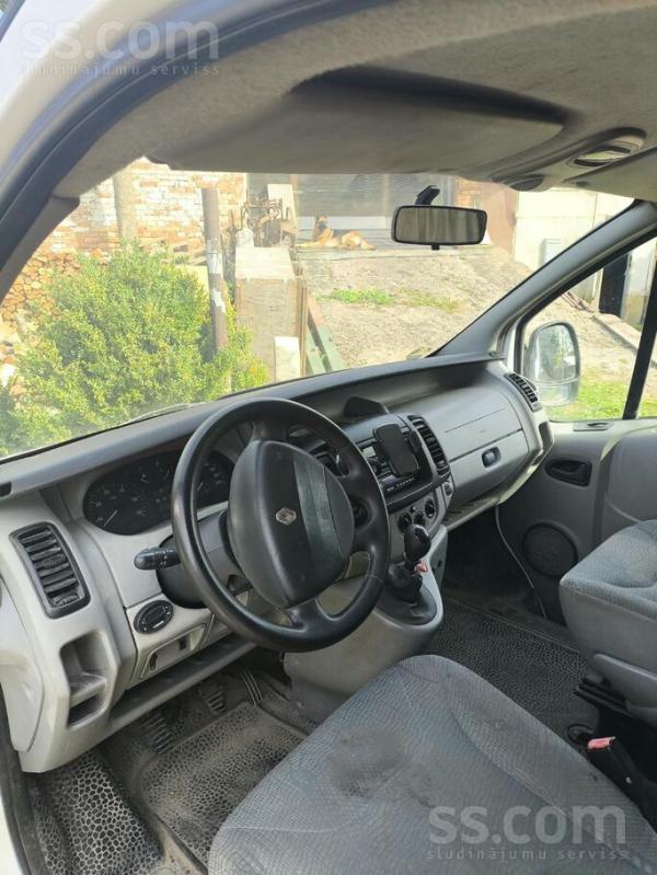 Balts Renault Trafic 2004 Saldus, ar dzinēja tilpumu 1.90 L un nobraukumu 306 tūkst. km par 2100 €, foto 4 vietnē AUTOMOTO.COM.LV