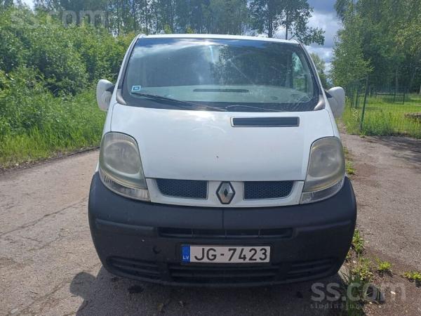 Balts Renault Trafic 2005 Daugavpils, ar dzinēja tilpumu 1.90 L un nobraukumu 339 tūkst. km par 2600 €, foto 4 vietnē AUTOMOTO.COM.LV
