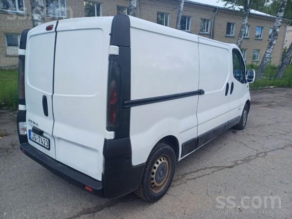 Balts Renault Trafic 2005 Daugavpils, ar dzinēja tilpumu 1.90 L un nobraukumu 339 tūkst. km par 2600 €, foto 7 vietnē AUTOMOTO.COM.LV