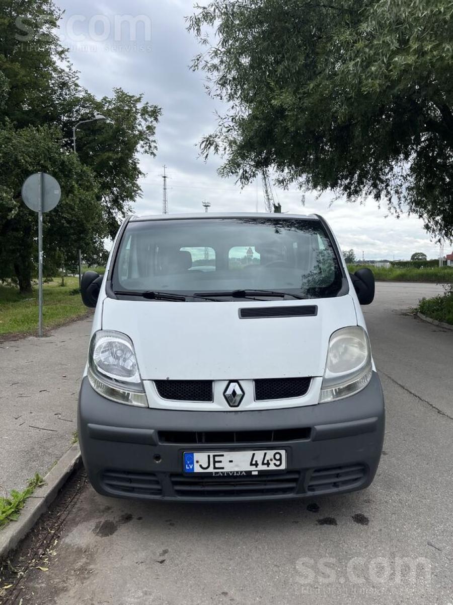 Balts Renault Trafic 2005 Rīga, ar dzinēja tilpumu 1.90 L un nobraukumu 385 tūkst. km par 2500 €, foto 5 vietnē AUTOMOTO.COM.LV