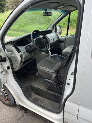 Balts Renault Trafic 2005 Rīga, ar dzinēja tilpumu 1.90 L un nobraukumu 385 tūkst. km par 2500 €, foto 11 vietnē AUTOMOTO.COM.LV