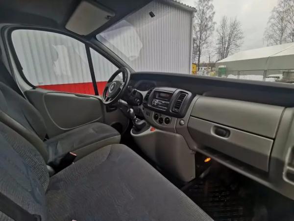 Белый Рено Трафик 2005 в Рига, объемом двигателя 1.90 л и пробегом 331 тыс. км за 3490 €, фото 10 на AUTOMOTO.COM.LV