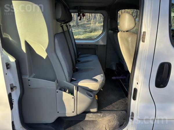 White Renault Trafic 2005 in Riga, with an engine capacity of 1.90 L and mileage of 458 thousand km for 4000 €, photo 10 on AUTOMOTO.COM.LV