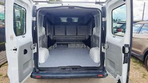 Balts Renault Trafic 2005 Rīga, ar dzinēja tilpumu 1.90 L un nobraukumu 215 tūkst. km par 5500 €, foto 8 vietnē AUTOMOTO.COM.LV