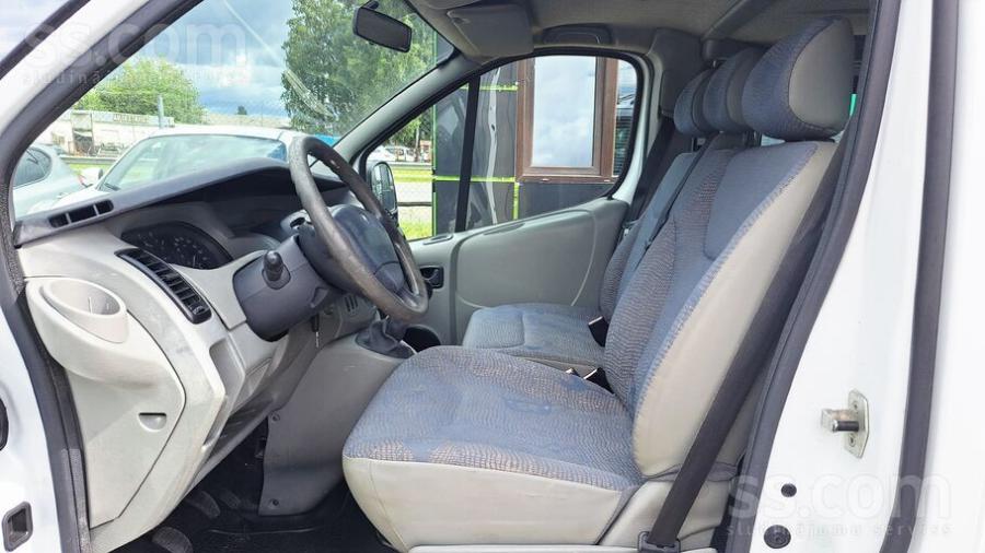 Balts Renault Trafic 2005 Rīga, ar dzinēja tilpumu 1.90 L un nobraukumu 215 tūkst. km par 5500 €, foto 14 vietnē AUTOMOTO.COM.LV