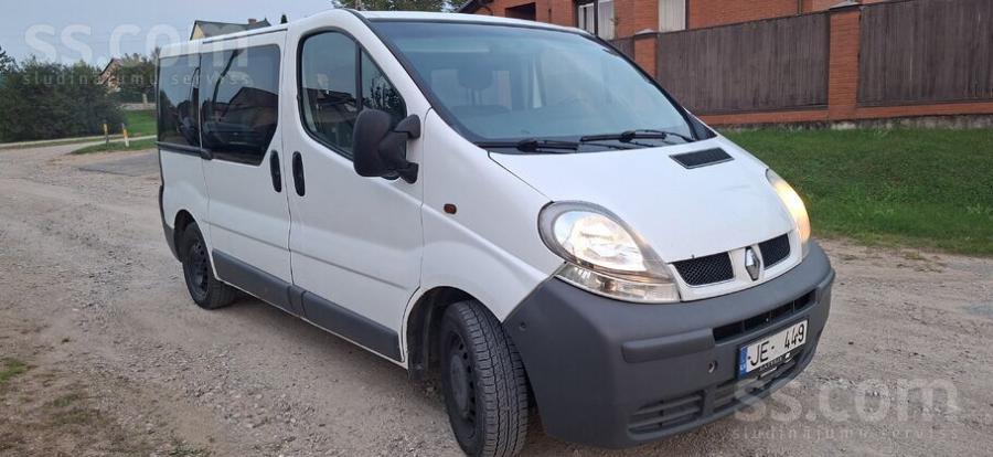 Balts Renault Trafic 2005 Daugavpils, ar dzinēja tilpumu 1.90 L un nobraukumu 380 tūkst. km par 1900 €, foto 5 vietnē AUTOMOTO.COM.LV