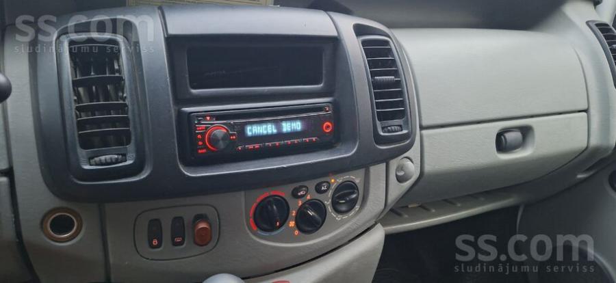 Balts Renault Trafic 2005 Daugavpils, ar dzinēja tilpumu 1.90 L un nobraukumu 380 tūkst. km par 1900 €, foto 10 vietnē AUTOMOTO.COM.LV