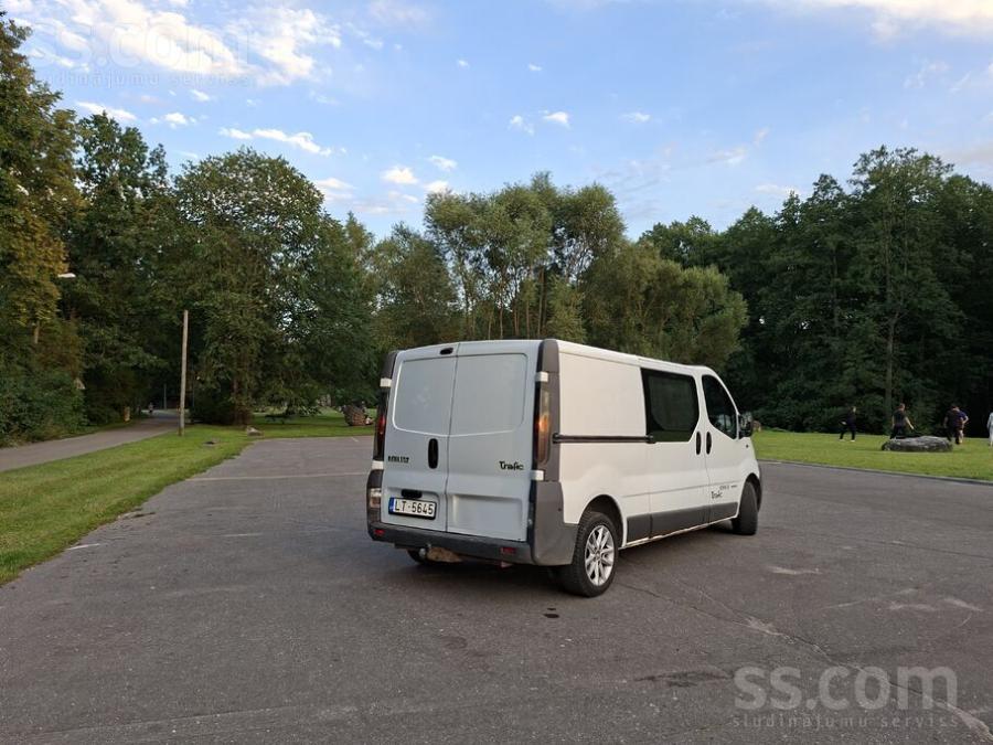 White Renault Trafic 2006 in Riga, with an engine capacity of 1.90 L and mileage of 0 thousand km for 3300 €, photo 3 on AUTOMOTO.COM.LV
