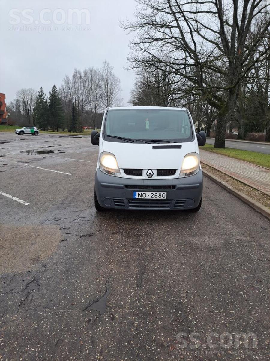 Balts Renault Trafic 2006 Rīga, ar dzinēja tilpumu 2.50 L un nobraukumu 325 tūkst. km par 3800 €, foto 8 vietnē AUTOMOTO.COM.LV