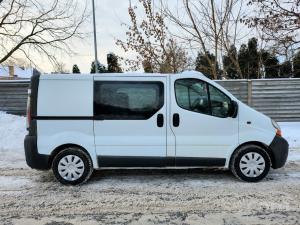 White Renault Trafic 2006 in Jelgava, with an engine capacity of 1.90 L and mileage of 415 thousand km for 3195 €, photo 5 on AUTOMOTO.COM.LV