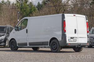 Balts Renault Trafic 2006 Rīga, ar dzinēja tilpumu 1.90 L un nobraukumu 365 tūkst. km par 2790 €, foto 4 vietnē AUTOMOTO.COM.LV