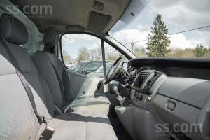 Balts Renault Trafic 2006 Rīga, ar dzinēja tilpumu 1.90 L un nobraukumu 365 tūkst. km par 2790 €, foto 6 vietnē AUTOMOTO.COM.LV