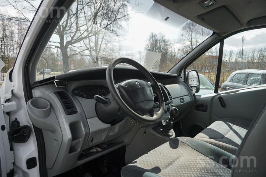 Balts Renault Trafic 2006 Rīga, ar dzinēja tilpumu 1.90 L un nobraukumu 365 tūkst. km par 2790 €, foto 8 vietnē AUTOMOTO.COM.LV