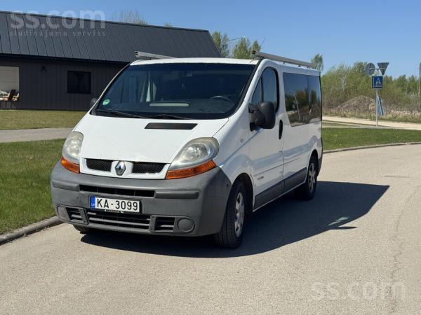 Balts Renault Trafic 2006 Rīga, ar dzinēja tilpumu 2.50 L un nobraukumu 335 tūkst. km par 3400 €, foto 1 vietnē AUTOMOTO.COM.LV