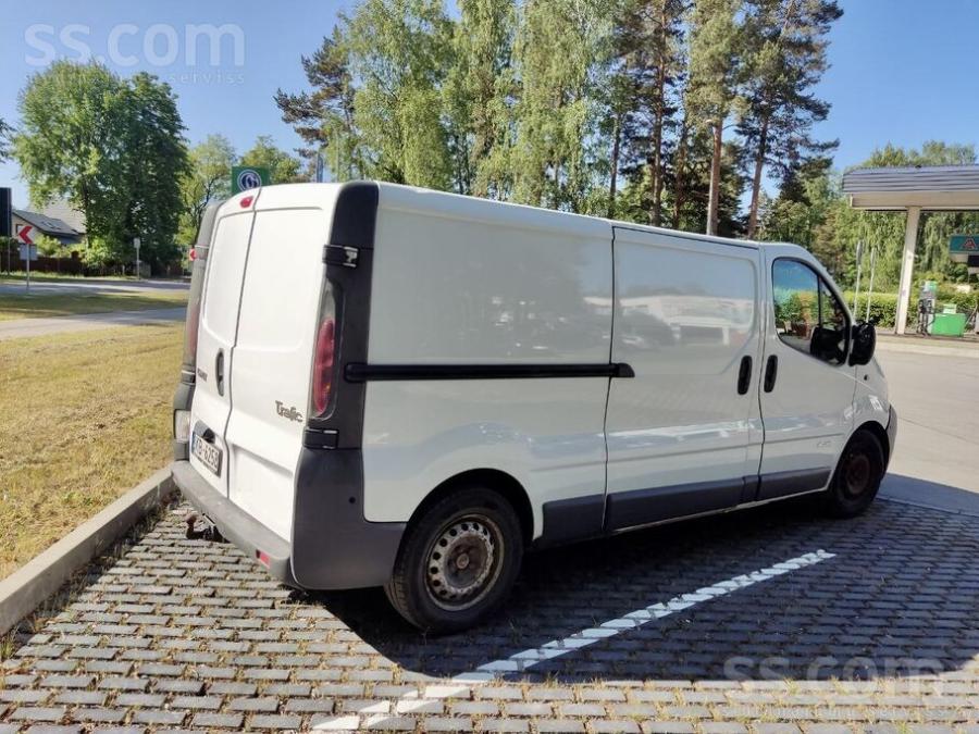 Balts Renault Trafic 2006 Jūrmala, ar dzinēja tilpumu 2.50 L un nobraukumu 355 tūkst. km par 3500 €, foto 5 vietnē AUTOMOTO.COM.LV
