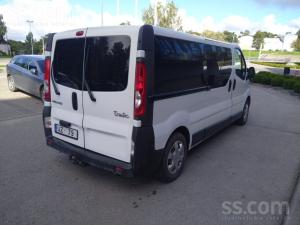 Белый Рено Трафик 2006 в Резекне, объемом двигателя 2.00 л и пробегом 340 тыс. км за 4900 €, фото 5 на AUTOMOTO.COM.LV