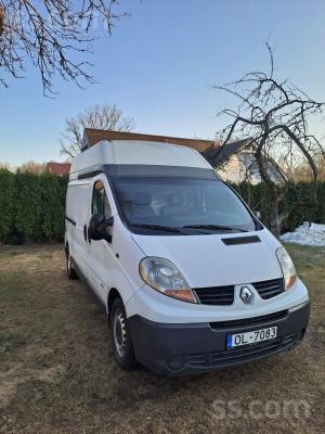 Balts Renault Trafic 2007 Rīga, ar dzinēja tilpumu 2.00 L un nobraukumu 362 tūkst. km par 2200 €, foto 3 vietnē AUTOMOTO.COM.LV
