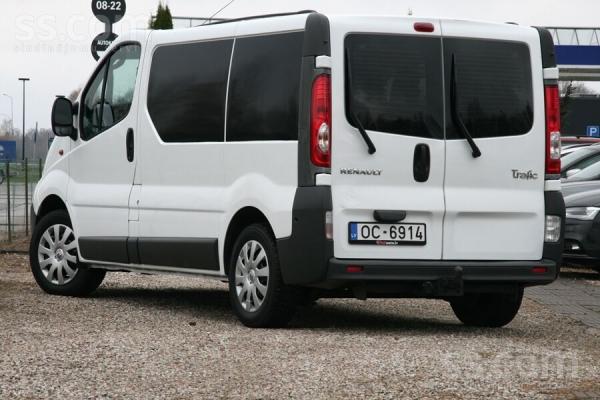 White Renault Trafic 2007 in Tukums, with an engine capacity of 2.00 L and mileage of 0 thousand km for 6150 €, photo 2 on AUTOMOTO.COM.LV