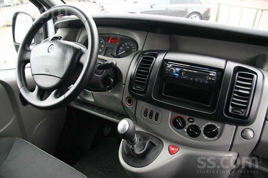 White Renault Trafic 2007 in Tukums, with an engine capacity of 2.00 L and mileage of 0 thousand km for 6150 €, photo 6 on AUTOMOTO.COM.LV