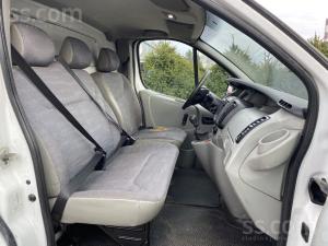 Balts Renault Trafic 2007 Rīga, ar dzinēja tilpumu 2.00 L un nobraukumu 365 tūkst. km par 3250 €, foto 9 vietnē AUTOMOTO.COM.LV
