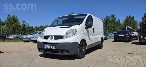 Balts Renault Trafic 2007 Valmiera, ar dzinēja tilpumu 2.00 L un nobraukumu 474 tūkst. km par 2600 €, foto 6 vietnē AUTOMOTO.COM.LV