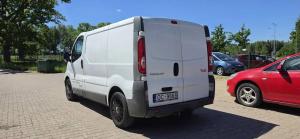 White Renault Trafic 2007 in Valmiera, with an engine capacity of 2.00 L and mileage of 474 thousand km for 2600 €, photo 5 on AUTOMOTO.COM.LV