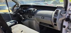 White Renault Trafic 2007 in Valmiera, with an engine capacity of 2.00 L and mileage of 474 thousand km for 2600 €, photo 10 on AUTOMOTO.COM.LV