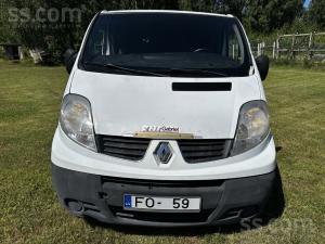 White Renault Trafic 2007 in Daugavpils, with an engine capacity of 2.00 L and mileage of 406 thousand km for 3600 €, photo 3 on AUTOMOTO.COM.LV