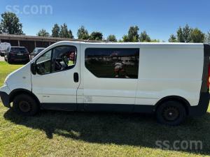 White Renault Trafic 2007 in Daugavpils, with an engine capacity of 2.00 L and mileage of 406 thousand km for 3600 €, photo 9 on AUTOMOTO.COM.LV
