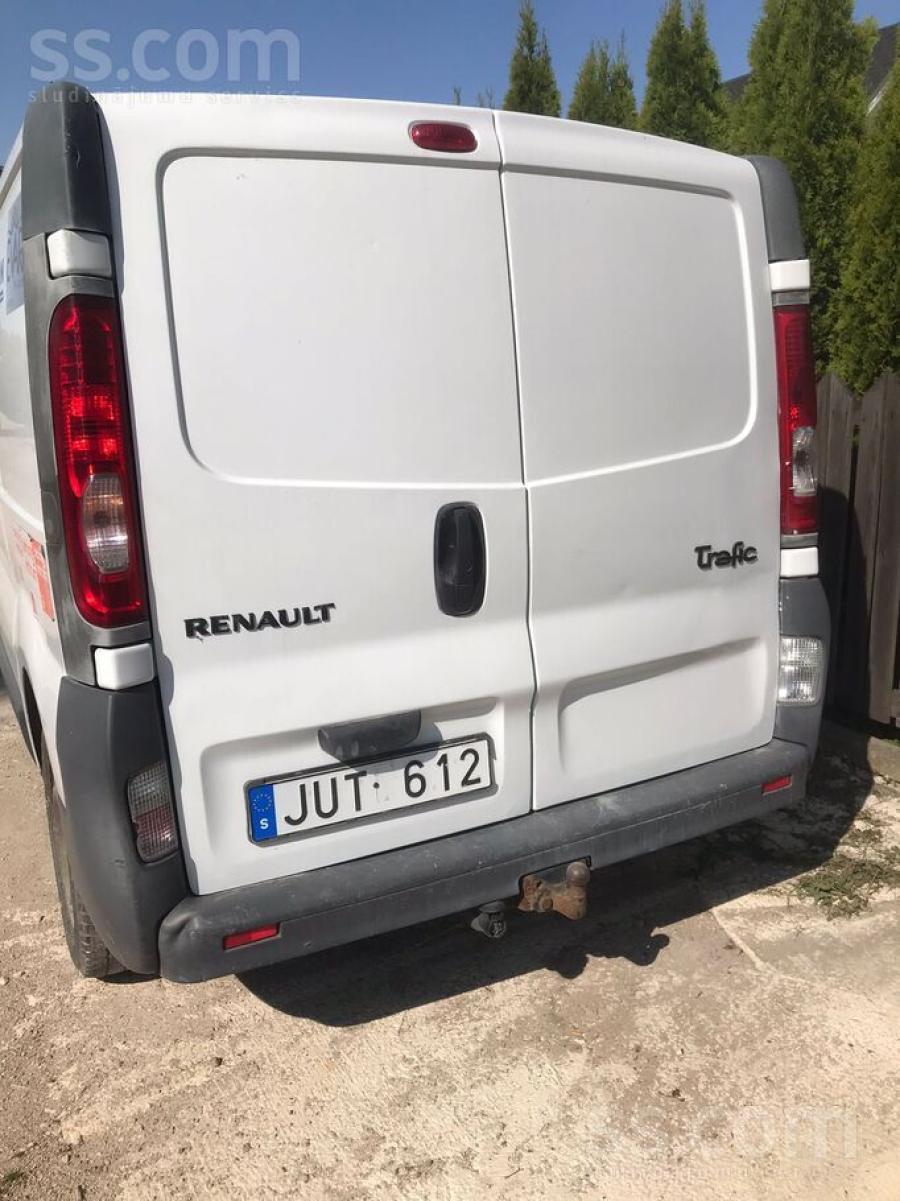 Balts Renault Trafic 2008 Jūrmala, ar dzinēja tilpumu 2.00 L un nobraukumu 226 tūkst. km par 7200 €, foto 4 vietnē AUTOMOTO.COM.LV