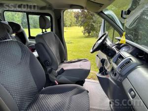 White Renault Trafic 2008 in Riga, with an engine capacity of 2.00 L and mileage of 319 thousand km for 3200 €, photo 14 on AUTOMOTO.COM.LV