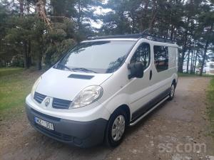 White Renault Trafic 2008 in Riga, with an engine capacity of 2.00 L and mileage of 218 thousand km for 5500 €, photo 3 on AUTOMOTO.COM.LV