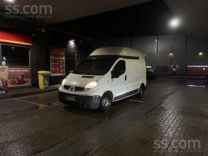 White Renault Trafic 2008 in Riga, with an engine capacity of 2.00 L and mileage of 455 thousand km for 4500 €, photo 5 on AUTOMOTO.COM.LV