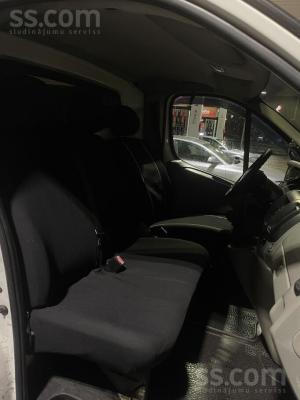 White Renault Trafic 2008 in Riga, with an engine capacity of 2.00 L and mileage of 455 thousand km for 4500 €, photo 9 on AUTOMOTO.COM.LV