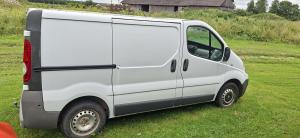 White Renault Trafic 2008 in Kivioli, with an engine capacity of 2.00 L and mileage of 223 thousand km for 3400 €, photo 14 on AUTOMOTO.COM.LV