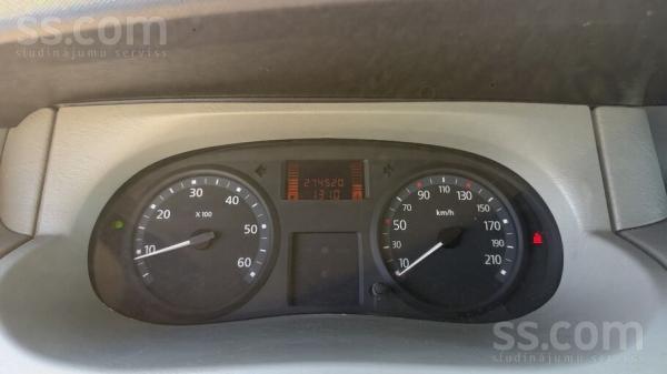 White Renault Trafic 2008 in Riga, with an engine capacity of 2.00 L and mileage of 275 thousand km for 5700 €, photo 10 on AUTOMOTO.COM.LV