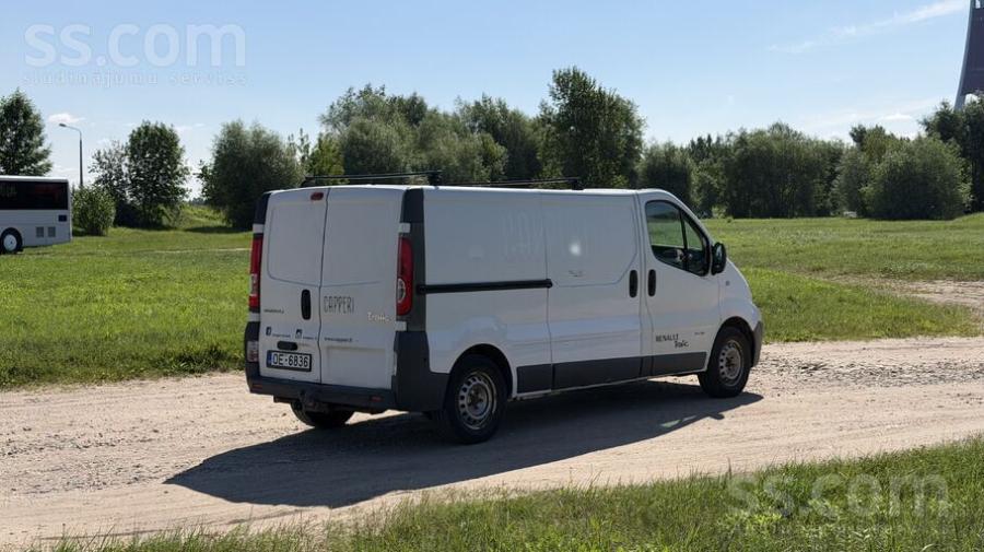 Balts Renault Trafic 2008 Rīga, ar dzinēja tilpumu 2.00 L un nobraukumu 275 tūkst. km par 5700 €, foto 6 vietnē AUTOMOTO.COM.LV