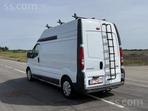 Balts Renault Trafic 2008 Liepāja, ar dzinēja tilpumu 2.00 L un nobraukumu 136 tūkst. km par 5900 €, foto 3 vietnē AUTOMOTO.COM.LV